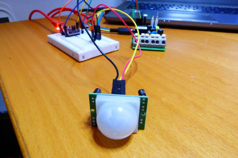 Sonoff TH10 & TH16: sensors, displays, actuators,... - Tinkerman